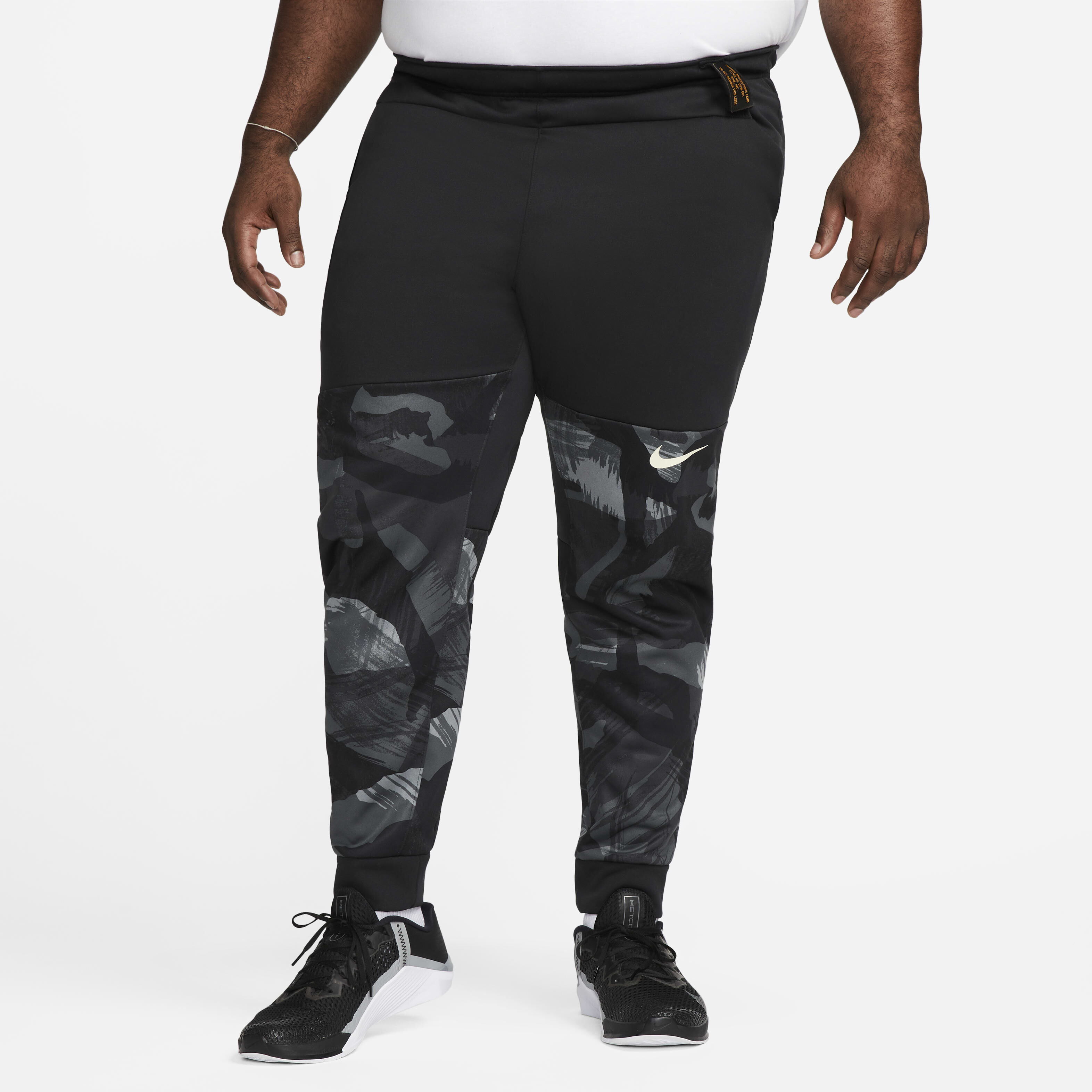 Buy Nike Therma-FIT Men's Camo Tapered Training Trousers - Black ...