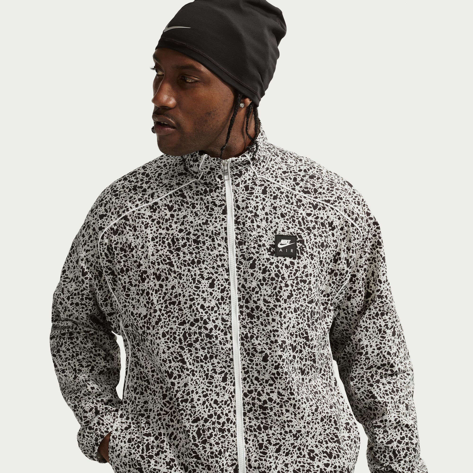Buy Nike Air Men's Woven Jacket - Light Bone @ Nike Kuwait