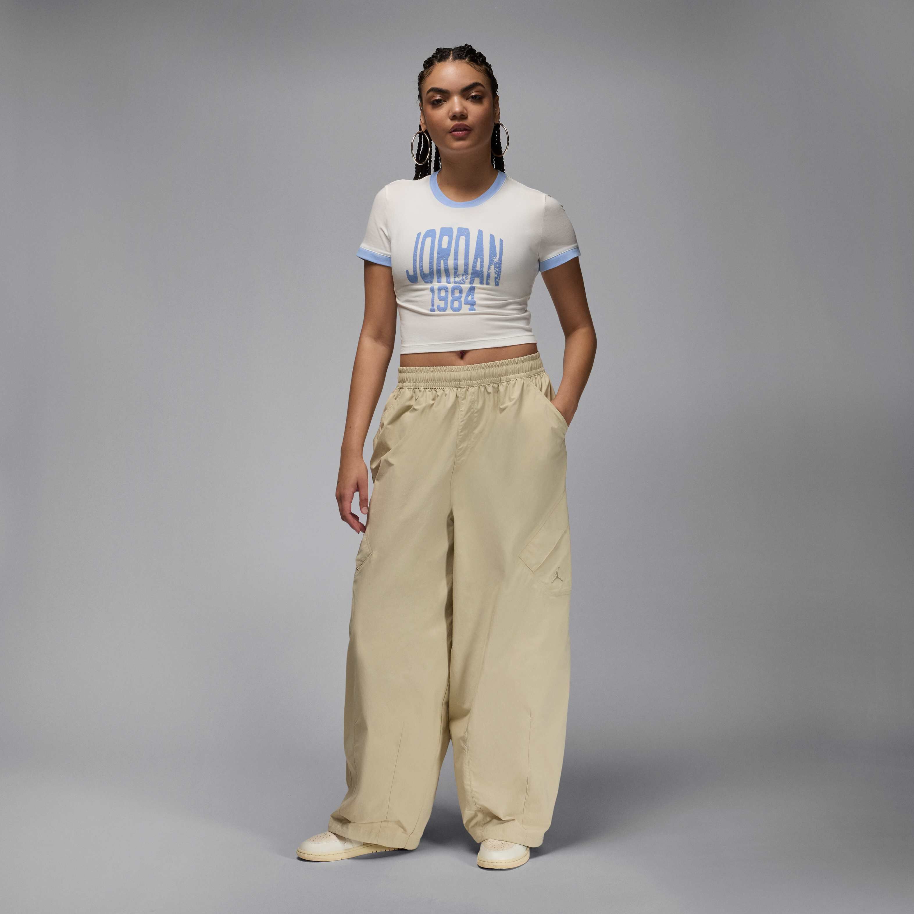 Buy Jordan Flight Chicago Women's Parachute Pants - Rattan | Nike ...